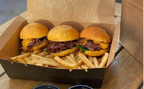 Ministry of Burger Delivery in Qatar - Full Menu & Deals | Snoonu